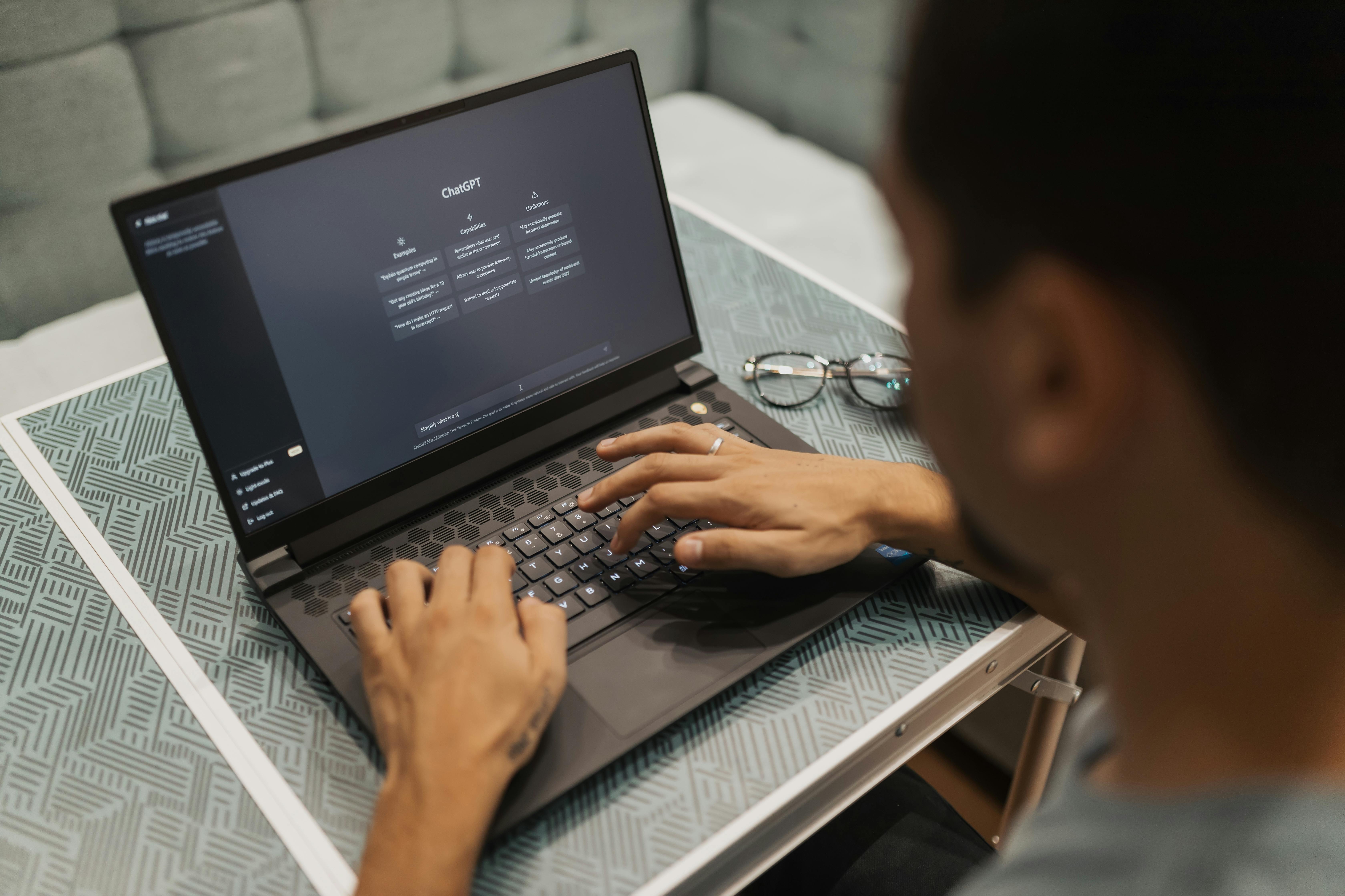 AI op de werkplek: pas op voor een datalek | Ploum